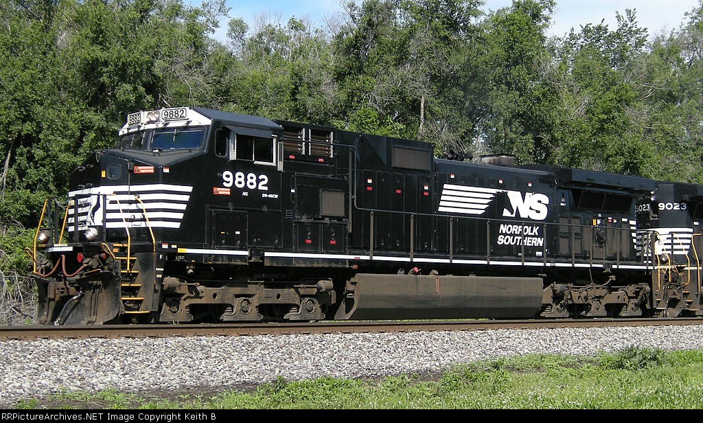 NS 9882
